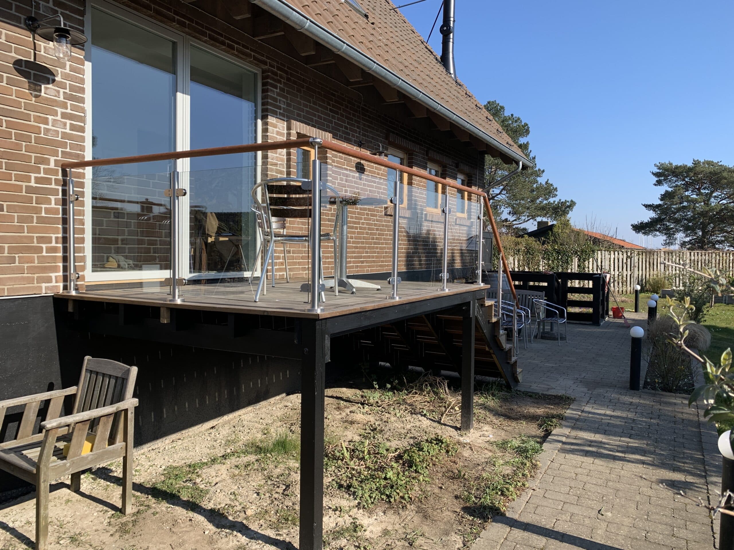 Balustrade Height UK – Building Regs | Balustradedesign